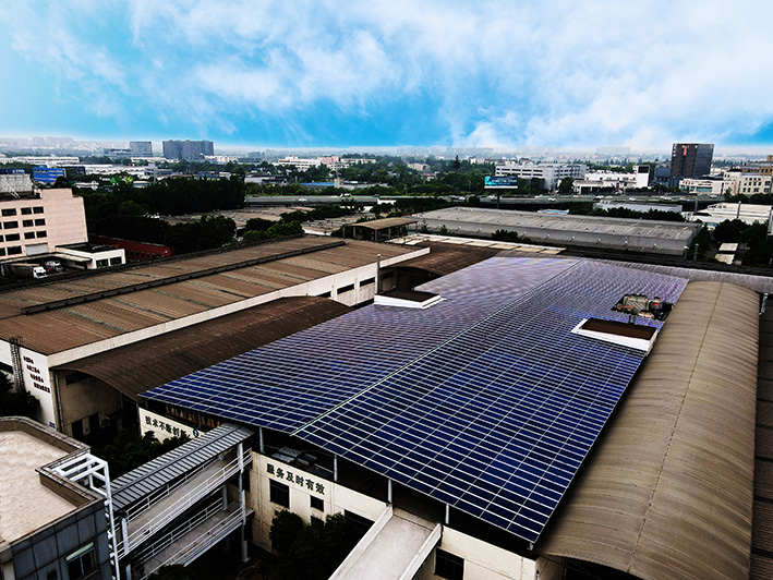 赫里欧新能源 - 建材化光伏系统BIPV引领者
